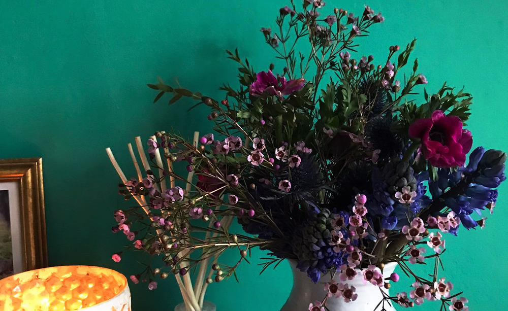 Styling FlowerBe alongside Minky Luard